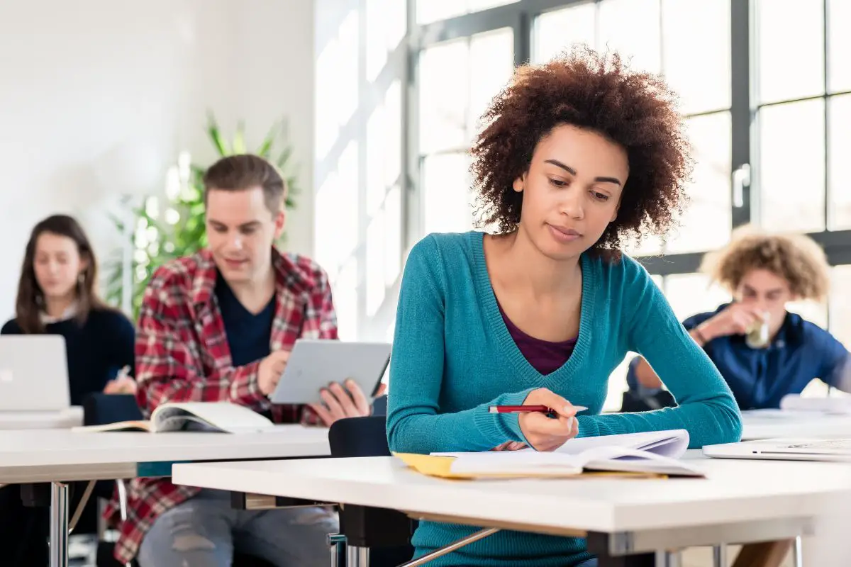 22 Key Tips To Easily Improve Writing Skills - Communicate With Expertise